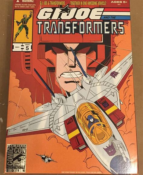 Transformers And G I Joe Crossover Transformers Starscream Comic Con San Diego Comic Con