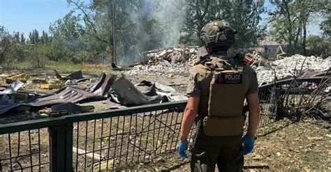 Внаслідок обстрілів РФ на Донеччині загинули 9 людей ще 10 поранені Новини на Kp Ua