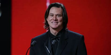 Jim Carrey Dituding Hasil Kloningan Saat Tampil Di Cesar Awards 2026