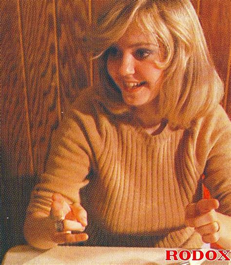 Retro Couples Preparing Sex