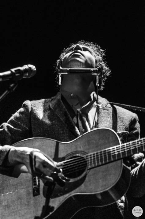 Vikesh Kapoor Botanique Brussels Dimly Lit Stages