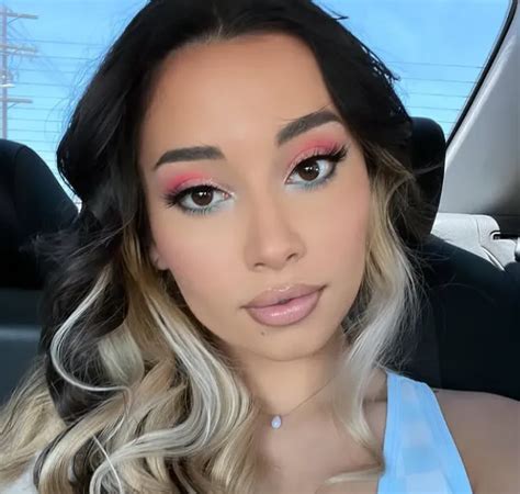 Aria Lee Age Height Weight Net Worth Career And More Bio Scops