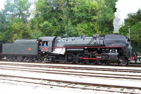 Am 17 September 2011 lauft 141 R-420 um bei der AJECTA in Longueville ...