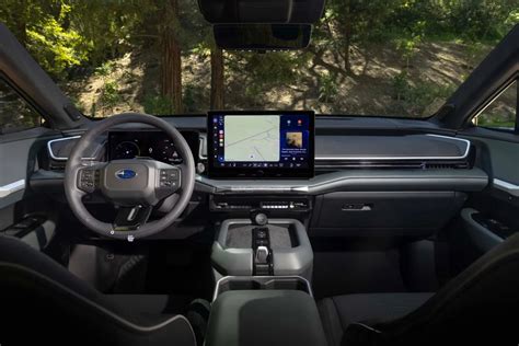 Subaru Gateway Ra Mắt Suv Cỡ Lớn Với 3 Hàng Ghế Dùng Công Nghệ Toyota