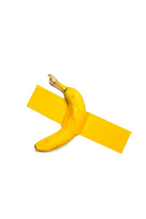 개념 예술 갤러리 갤러리 작품 과일 과일 예술 관념적인 기이 한 노란색 노란색 테이프 눈길을 끄는 단순한 예술 대중 문화 독특한 문화 미니멀리스트