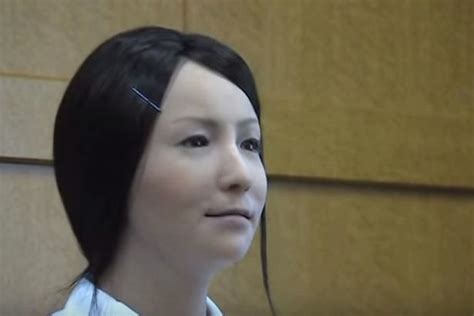 Dozens Of People Mistake Robot For Real Woman And They Think Shes