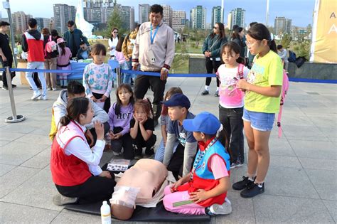 Үндэсний цэцэрлэгт хүрээлэнд иргэдэд зориулсан анхны тусламж үзүүлэх