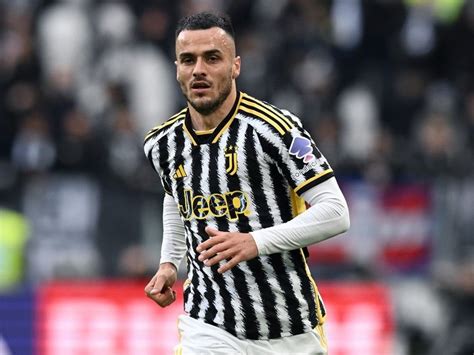 Filip Kostic Fenerbahçe Ficha E Estatísticas Do Jogador