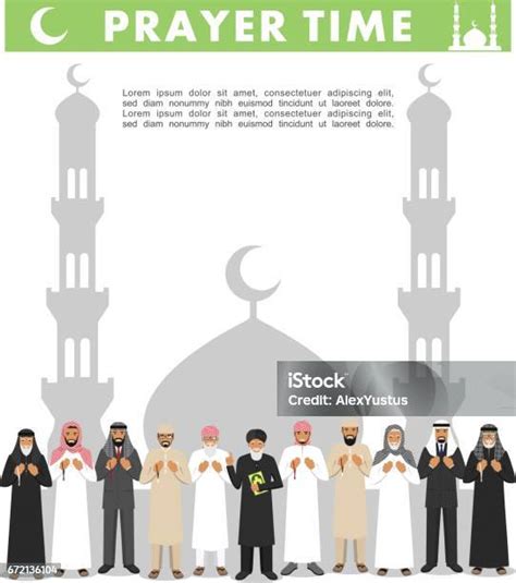 기도 시간입니다 다른 기도 무슬림 아랍 사람과 전통적인 아라비아 옷에 물 라 서 꾸 란과 평 복입니다 이슬람 남자 손에 구슬