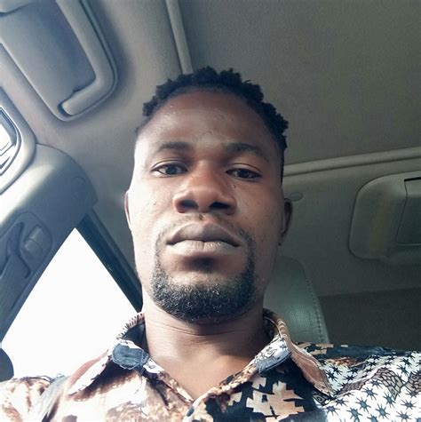 Wetin That Guy De Do With Kiss Come De Look Person Wey Wan Buy Postinor