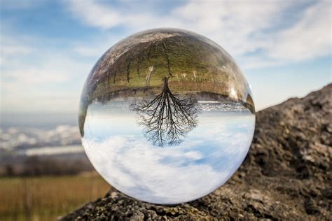 one major way react vuejs self documenting crystal clear… by