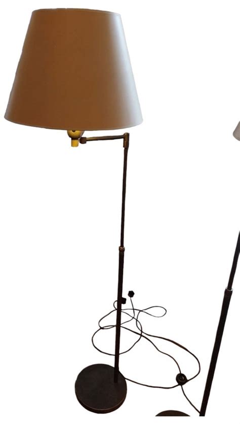 Proantic Pair Of Brass Reading Lights 20th Century