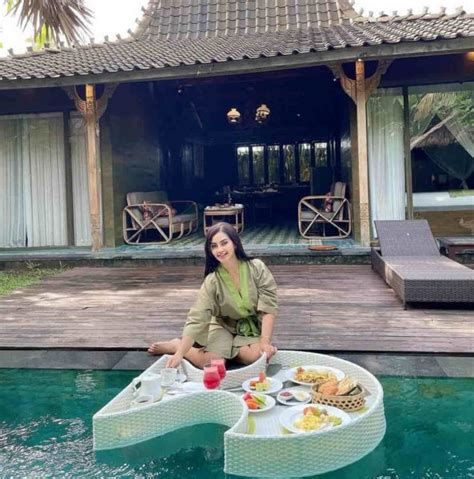 Mami Sisca Biodata Profil Fakta Umur Agama Pacar Karier