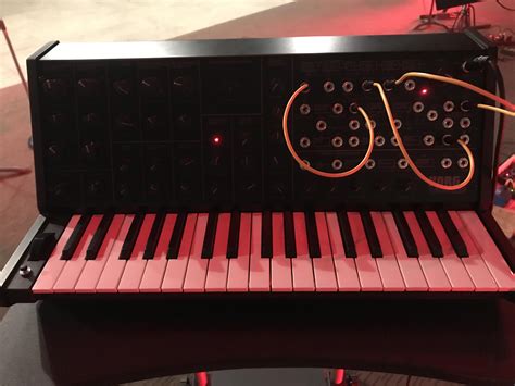 First Analog Synthesizer Coolest Toy I Have Now R Synthesizers