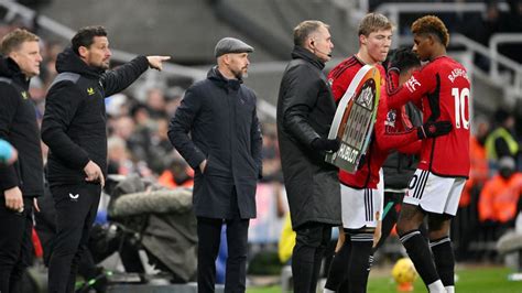 Напрежение между Марсиал и Тен Хаг един от анализаторите на мача за Рашфорд Престъпно поведение