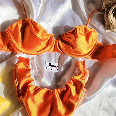 Cats Lingerie Bustier y Lenceria de diseño cats lingerie co Threads Say more