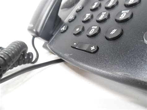 Polycom VVX Gigabit IP Display Speakerphone With Lines Max Marine Electronics