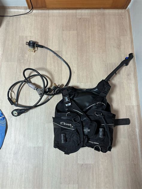 스쿠버다이빙 여성 부력조끼호흡기 당근 중고거래