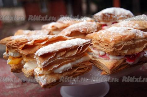 Пирожные из слоеного теста со взбитыми сливками 15 фото в рецепте