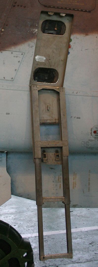 Су-25 Грач — Каропка.ру — стендовые модели, военная миниатюра