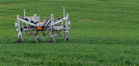 Worlds First Non Chemical Robotic Weeder Showcased At Uk Farm Robotics And Automation
