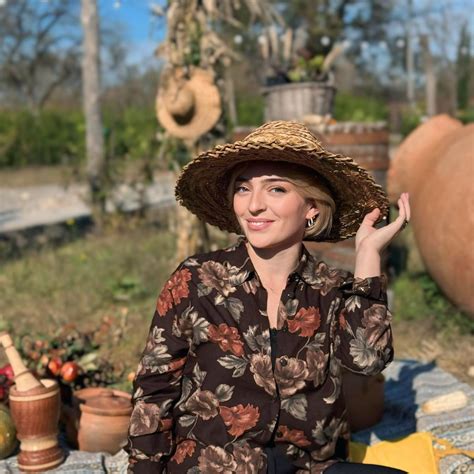 ეკატერინე ქველაძე