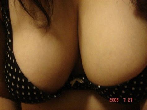 Asian Girlfriend Cleavage
