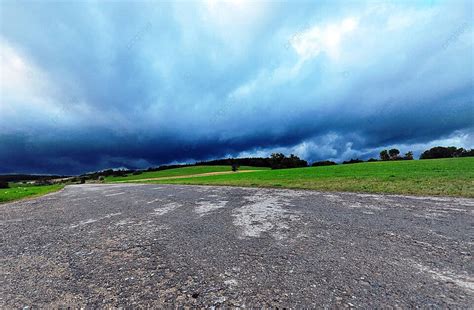 Thunderstorm Pattern Meteorology Weather Photo Background And Picture For Free Download Pngtree