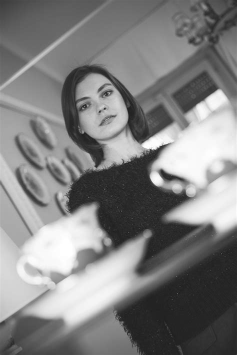 The Italian R Ve Interview To Actress Silvia Busuioc Have A Dream And Make It Real