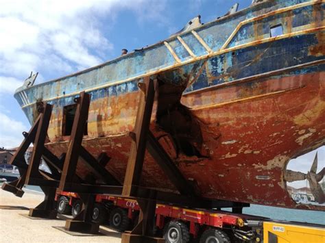 Nuovo Naufragio Vicino A Lampedusa Decine Di Morti E Dispersi Mentinfuga
