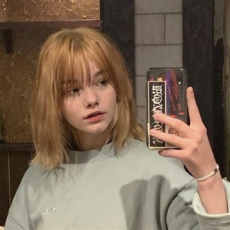 Arusha Kanybek Adlı Kullanıcının Lz4 Panosundaki Pin Saç Fotoğraf