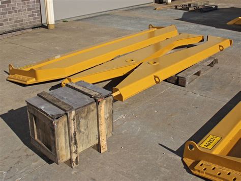 Qty 2 Cat 740 740b Tailgate Assemblies New Jj Scheckel