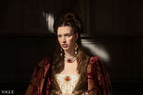 Senior Savannah Pritchett Models Worldwide Redwood Bark