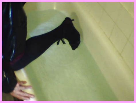 Bathtime Frolics Porn Pictures Xxx Photos Sex Images 705941 Pictoa