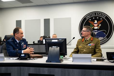Usspacecom Hosts Australian Chief Of The Defence Force United States Space Command Article