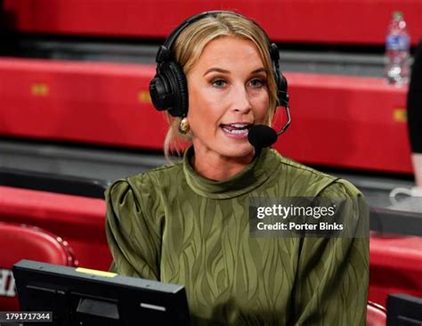 85 Sarah Kustok Photos And High Res Pictures Getty Images