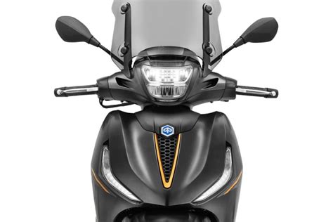 Piaggio Beverly 400 Hpe 25th Anniversary Scootergoods