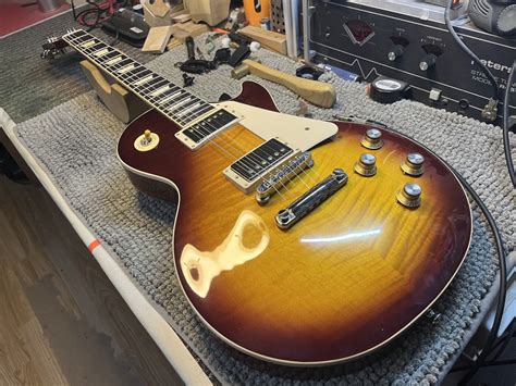 Gibson Les Paul Standard Owls Guitar Sanctuary
