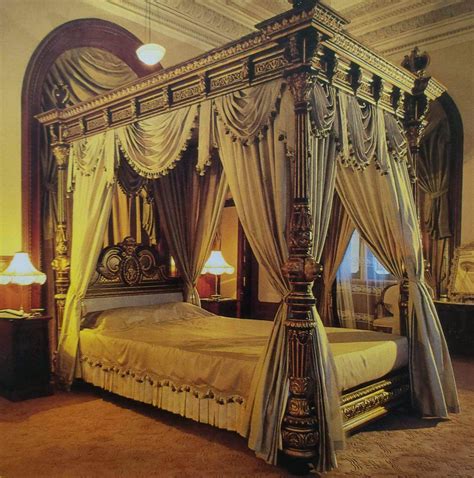 Grand Palace Bangkok Thailand Boromapiman Hall พระที่นั่งบรมพิมาน