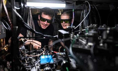 Scientists At Oxford Achieve Quantum Teleportation Breakthrough With Quantum Supercomputer