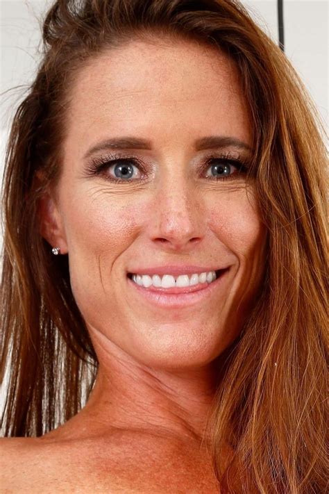 Sofie Marie About Entertainmentie