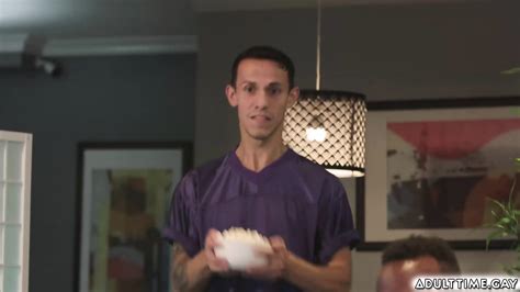 Interracial Threesome Sex With Dez Irez Devin And Pheonix Eporner