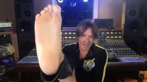 Keith Urbans Feet