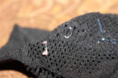 10 Household Hacks To Remove Lint From Clothes