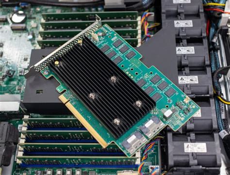 Broadcom Megaraid 9670w 16i Raid Card Review