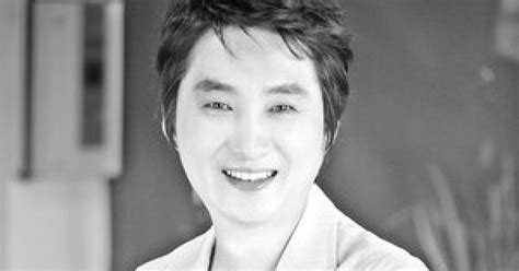 〈스포츠칸〉탤런트 황준욱 시나리오 작가 등단