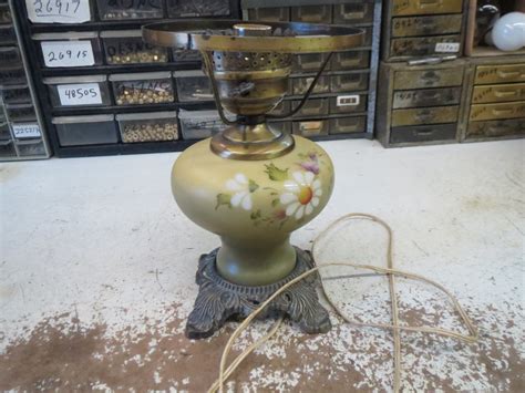 Lamp Parts And Repair Lamp Doctor Older Lamp With 3 Terminal Socket And Safety Concerns