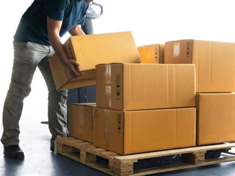 How Can You Benefit By Automating The Depalletizing Process