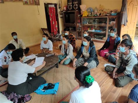 ဝါးခယ်မမြို့နယ် ကျေးရွာအုပ်စု ၃ အုပ်စုတွင် ပန်းခင်းစီမံချက်ဖြင့် နိုင်ငံသားစိစစ်ရေးကတ်ပြားထုတ