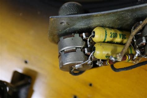 1961 Fender Stack Knob Jazz Bass Sunburst Refinish Andy Baxter Bass And Guitars